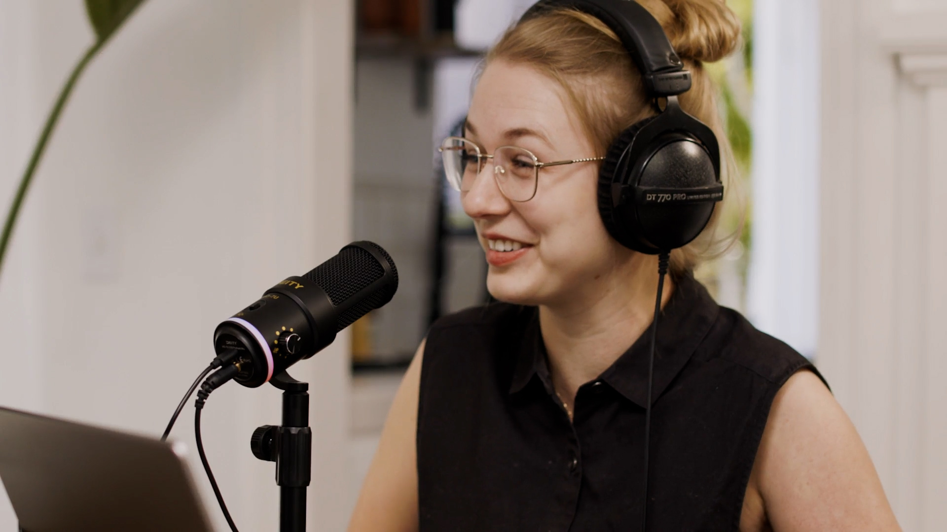 How To Record A Remote Podcast – Deity Microphones